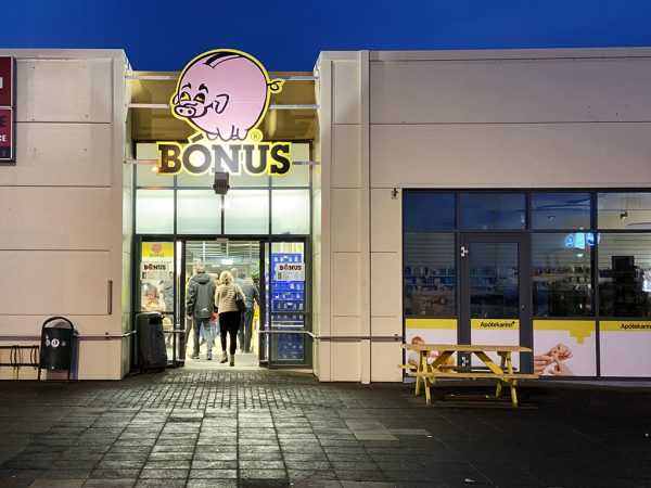 El supermercado más barato de Islandia: BONUS